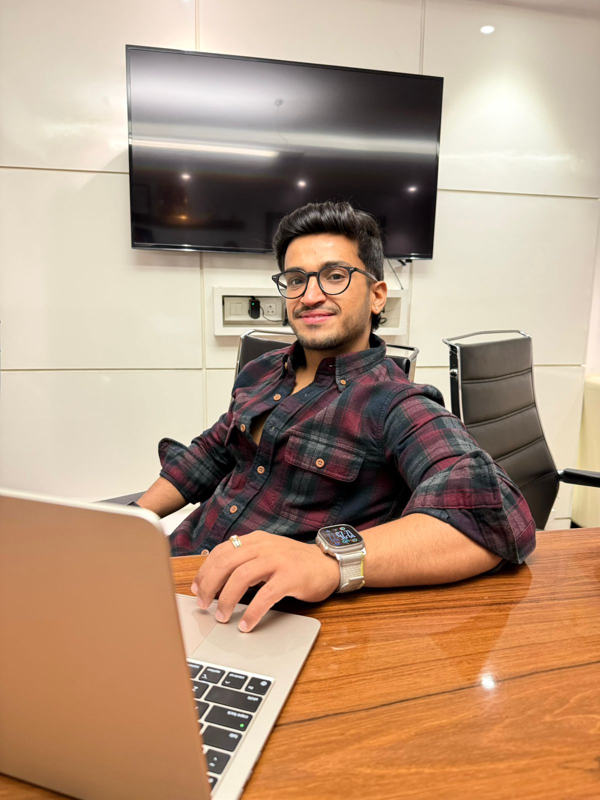 Our Team :: Ess Gee Group